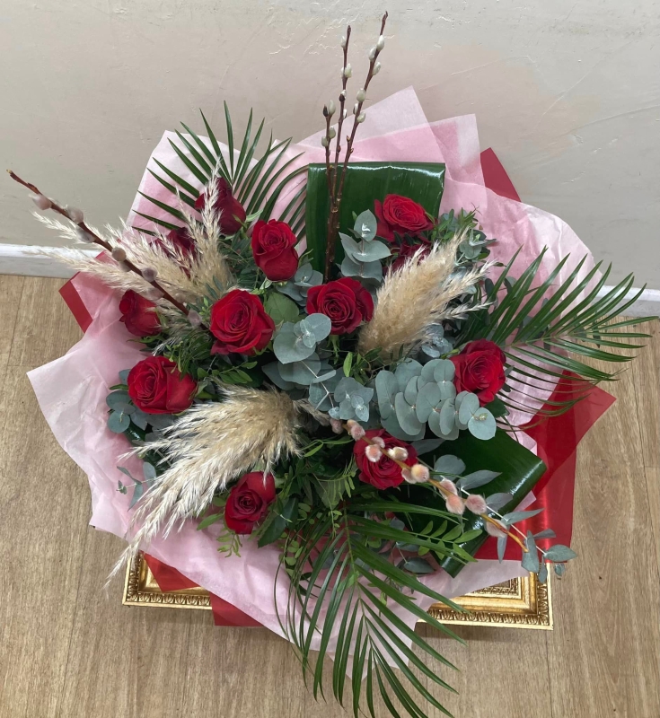 Twelve Red Roses Bouquet – buy online or call 01691 653980 Twelve Red Roses Bouquet – buy online or call 01691 653980